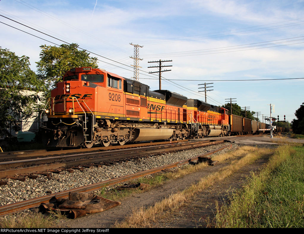 BNSF 9208